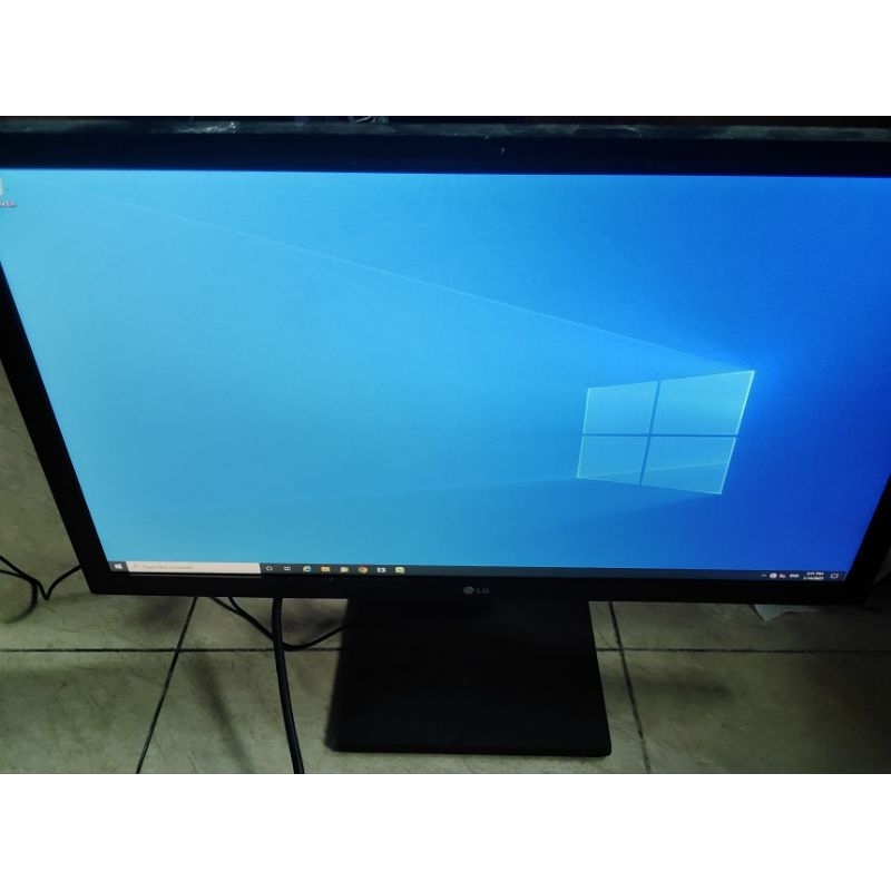 Jual TV LCD MONITOR LG 22 INCH (Sec) | Shopee Indonesia