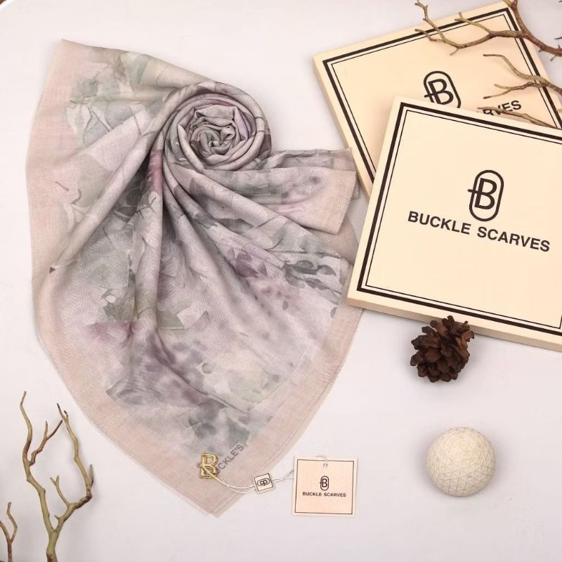 Jual BUCKLE SCARVES _ [ KEMASAN BOX ] HIJAB SEGI EMPAT MOTIF | Shopee ...