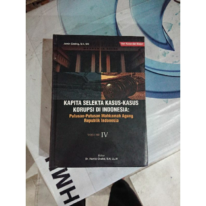 Jual KAPITA SELEKTA KASUS - KASUS KORUPSI DI INDONESIA | Shopee Indonesia