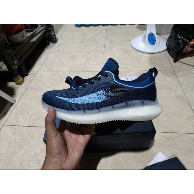 Jual Sepatu Olahraga/Lari sepatu Poral TNI AL Pembagian Terbaru 2024 ...