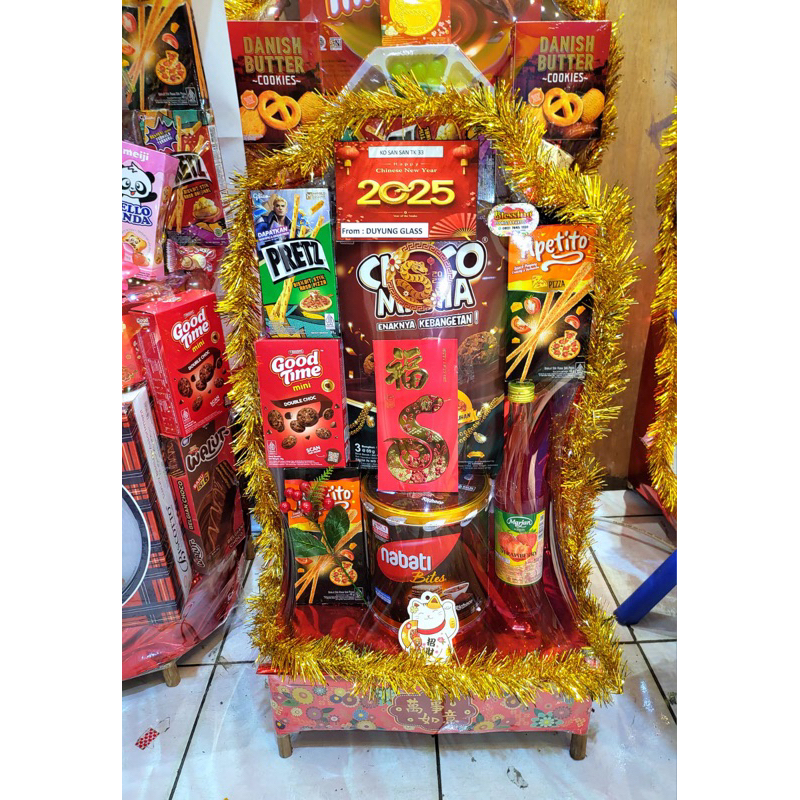 Jual parcel hampers makanan ringan imlek 2025 | Shopee Indonesia