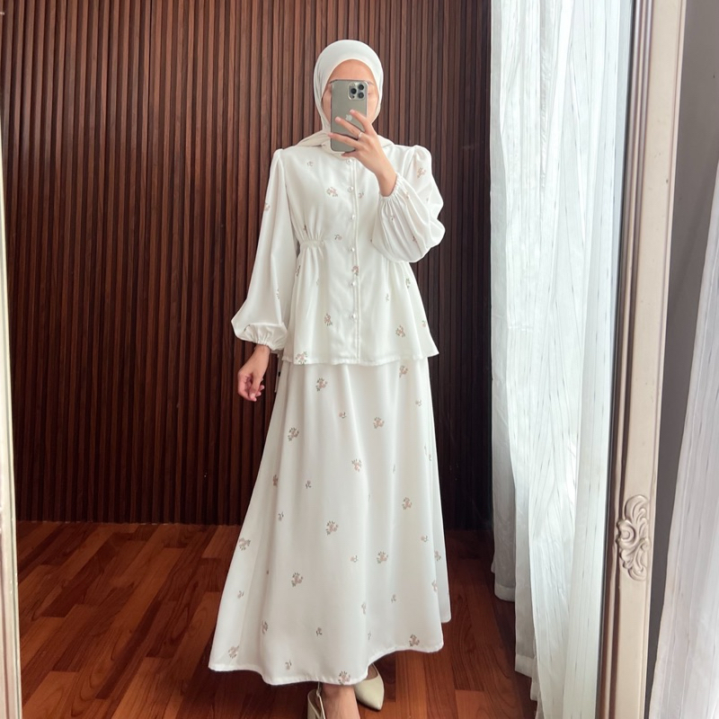 Jual Averie Set • edmee outfit | Shopee Indonesia