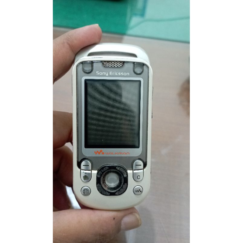 Jual Sony Ericsson W550i rotate 360° jadul soner SE putar | Shopee Indonesia