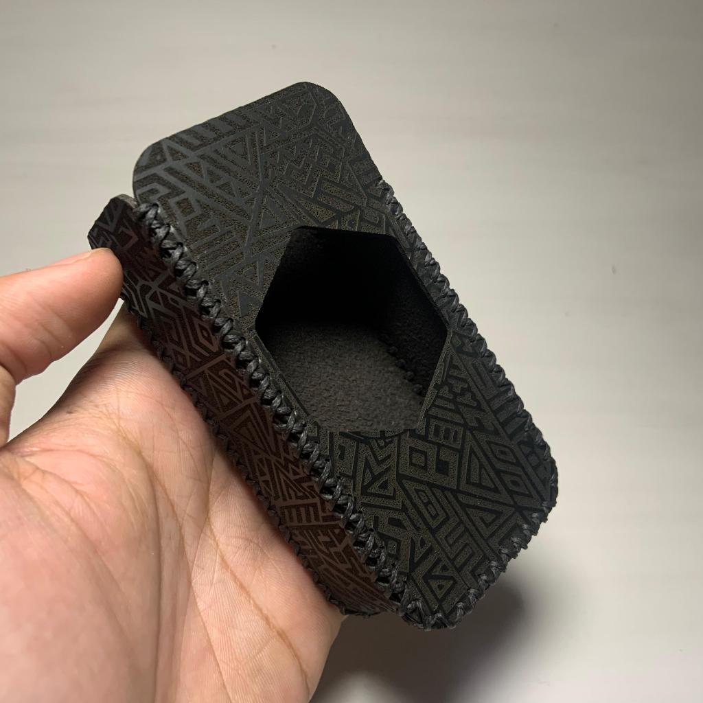 Jual Leather Sleeve Case V-3 Black Astec Hole Logo | Shopee Indonesia