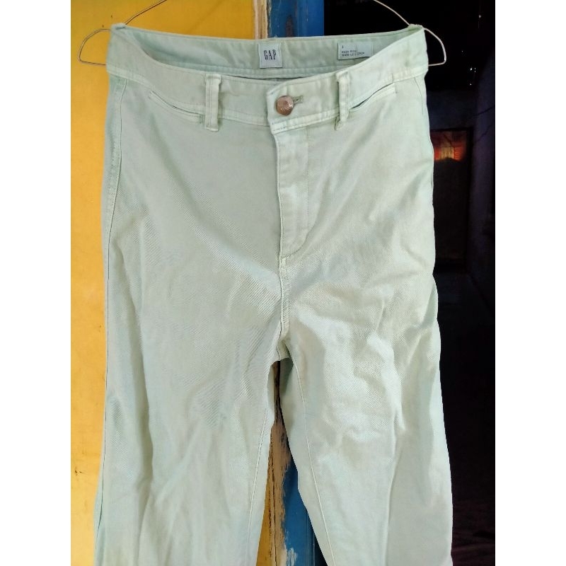 Jual preloved jeans GAP warna sage green/tosca muda | Shopee Indonesia