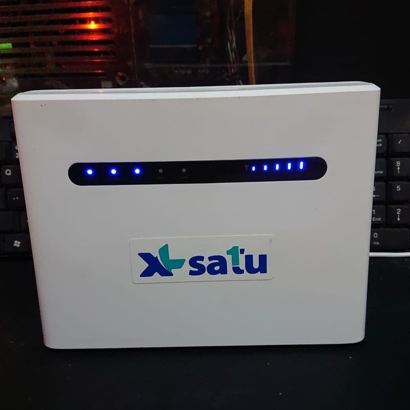 Jual Wifi Router 4G XL Satu HKM-B001 UNLOCK All Oprator 4G LTE Band B1 ...