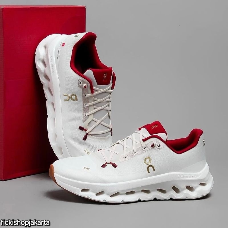 Jual SEPATU LARI OC ON RUNNING ON CLOUDTILT PEARL IVORY YEAR OF THE ...