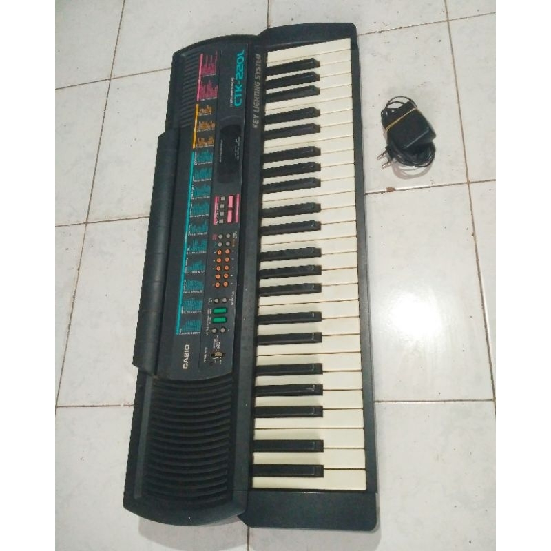 Jual keyboard,piano casio ctk 220L,normal second | Shopee Indonesia