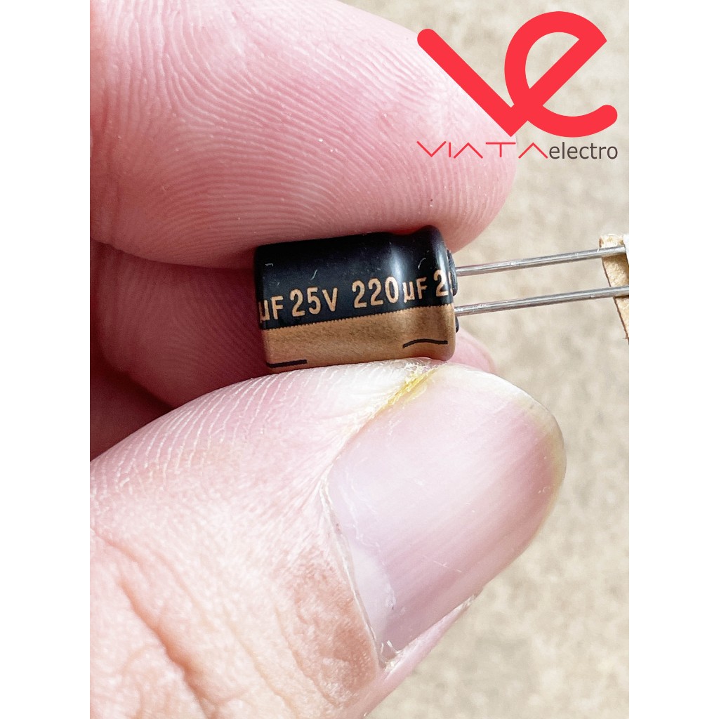 Jual KAPASITOR ELCO 220UF 25V ROLL (1 BUAH) KAPASITOR CAPACITOR ELKO ...