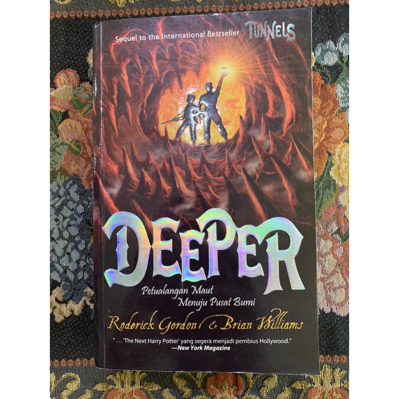 Jual deeper petualangan maut menuju pusat bumi by Roderick gordon ...