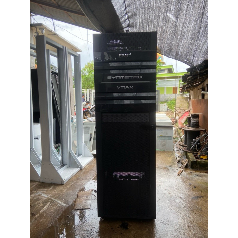 Jual RACK SERVER 40 U EMC2 SYMMETRIM VMAX DEPT 100 | Shopee Indonesia