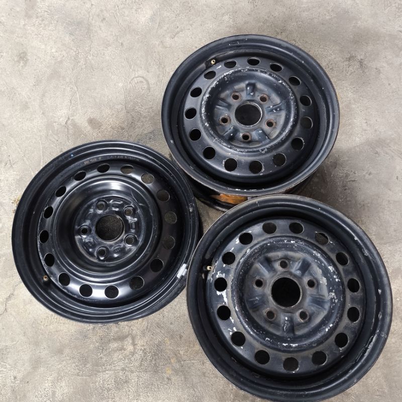 Jual VELG OEM KALENG RING 15 PCD 5X114 | Shopee Indonesia