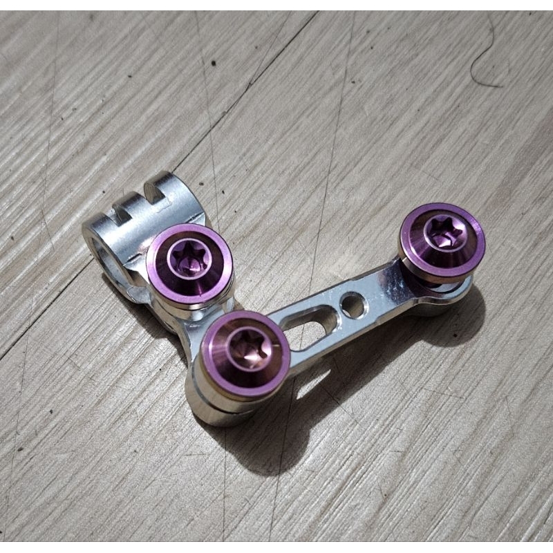 Jual bracket selang rem depan + baut titanium universal mio nouvo beat ...