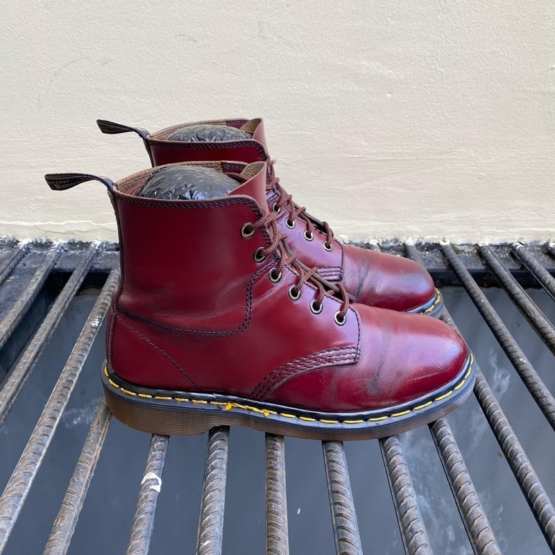 Jual Dr martin 1460 red cherry | Shopee Indonesia