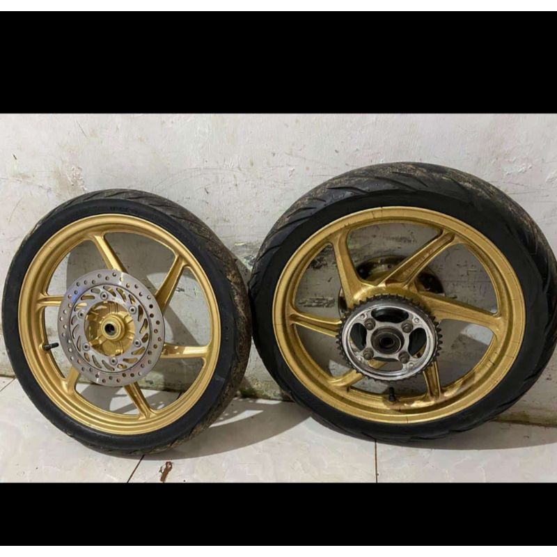 Jual roda velg full set ban 2nd ori cb150r old k15 | Shopee Indonesia