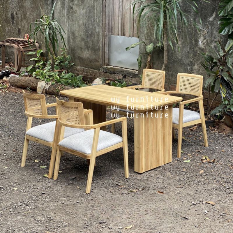Jual Meja makan set 4 kursi minimalis kayu jati kombinasi rotan asli | Shopee Indonesia