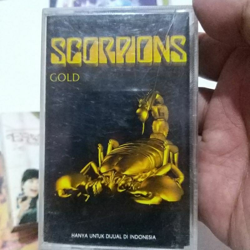 Jual kaset pita scorpions gold the ultimate collection | Shopee Indonesia