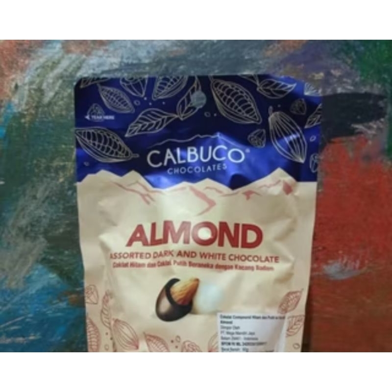 Jual Calbuco 60gr Coklat Almond Milk Dark Assorted Hitam dan Putih ...