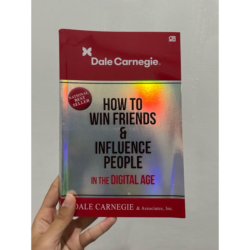 Jual (Buku Bekas masih bagus) HOW TO WIN FRIENDS & INFLUENCE PEOPLE IN THE DIGITAL AGE - DALE ...