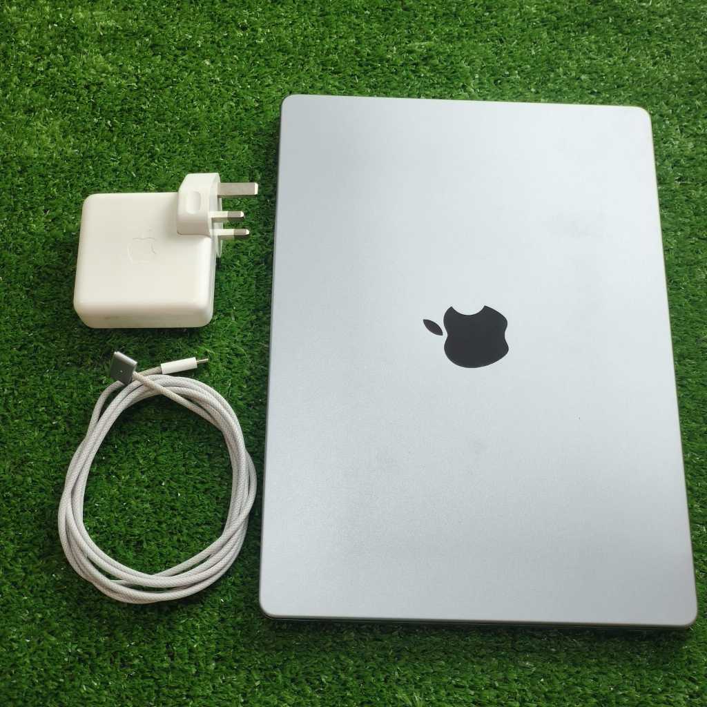 Jual Macbook Pro 14 inch 2021 M1 Pro RAM 16GB SSD 512GB 8C CPU 14C GPU CC 325 Maximum Capacity ...