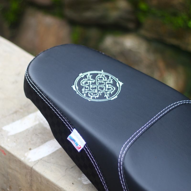 Jual JOK MIO ARVI X CATUR 3D - jok mio sporty/smile Dua tingkat - jok ...