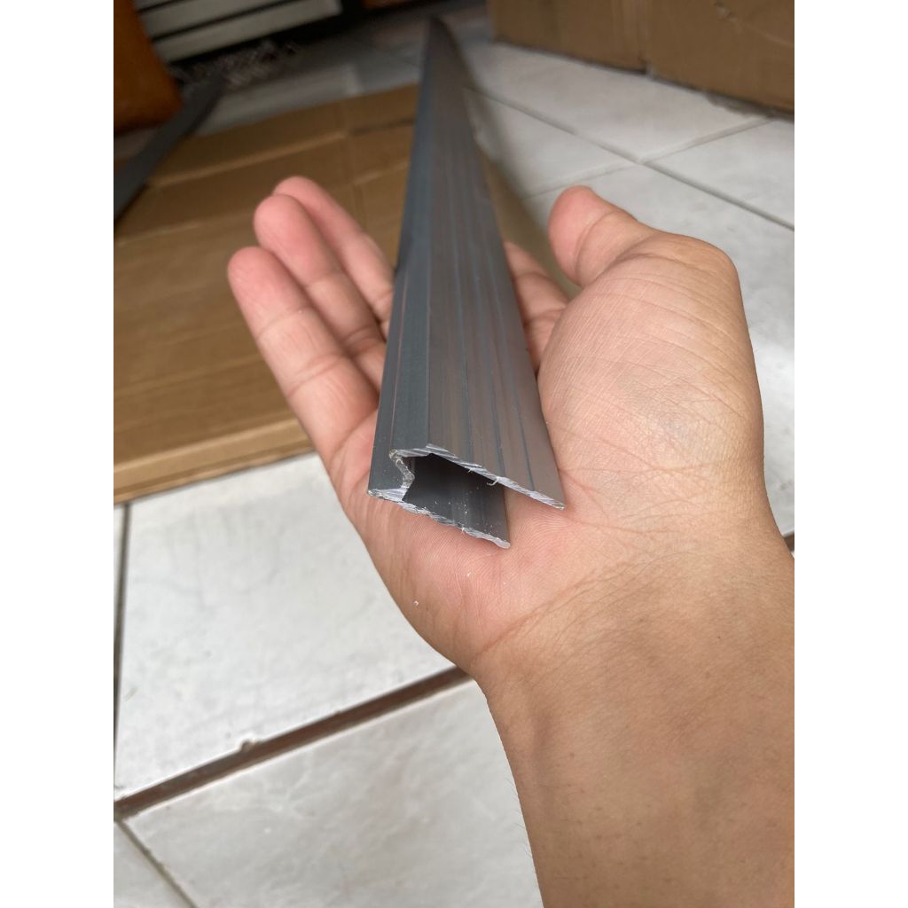 Jual Siku Aluminium Lis M / LIS U Aluminium Hardcase Panjang 3 meter ...