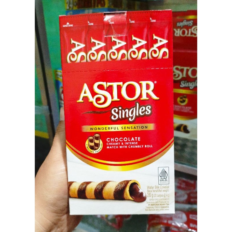 Jual Astor singles wafer stik coklat box isi 20pc | Shopee Indonesia