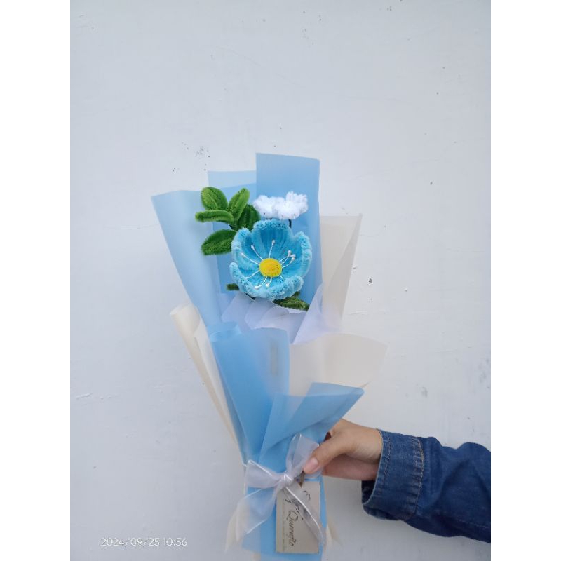 Jual Buket bunga premium dari kawat bulu warna biru pastel x putih ...