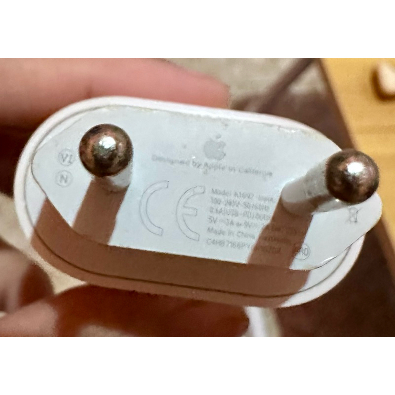 Jual Cas Iphone 20 WATT Original Bekas | Shopee Indonesia