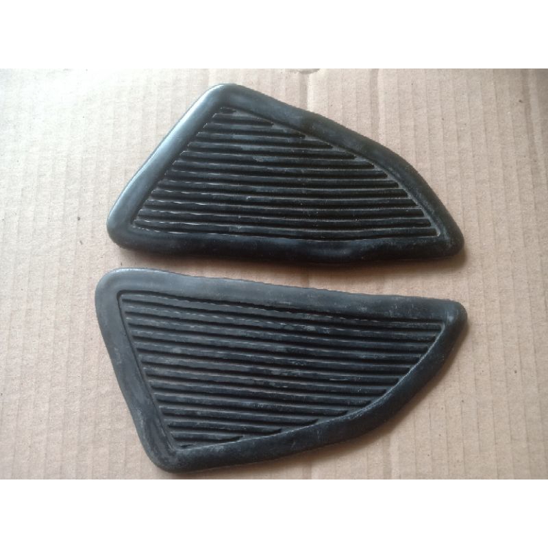 Jual KARET PANEL TANGKI YAMAHA L2G L2S L2 G L2 S KARET LOGO TANGKI ...