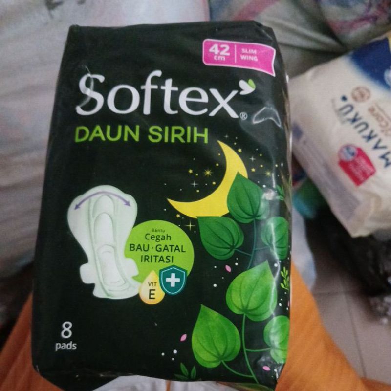 Jual SOFTEX Daun Sirih 42cm isi 8 | Shopee Indonesia