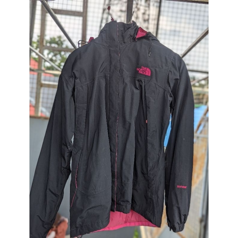 Jual TNF Hyven second | Shopee Indonesia