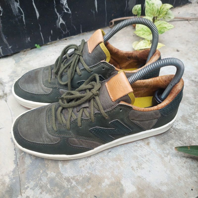 Jual sepatu sneakers second merk New balance size 37,5(24cm) | Shopee ...