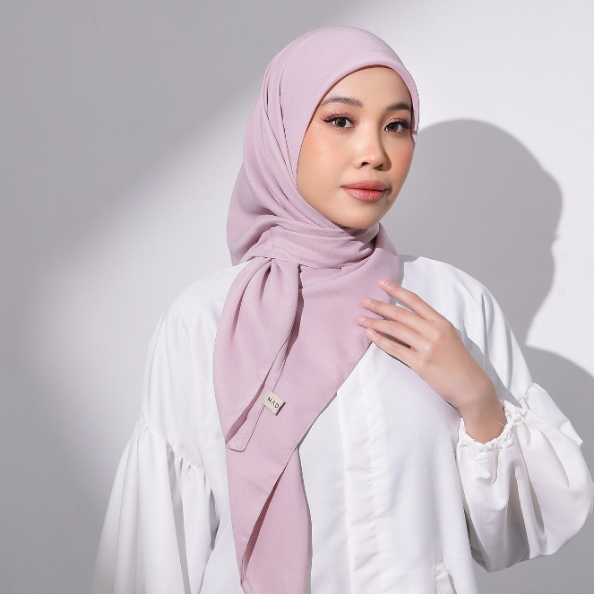 Jual Nadiraa Hijab Deliya Paris Premium Square | Shopee Indonesia