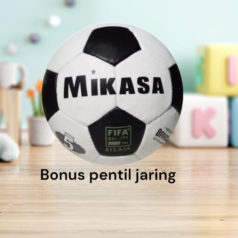Jual bola sepak size 5 bola anak ringan promo cuci gudang .bonus pentil ...
