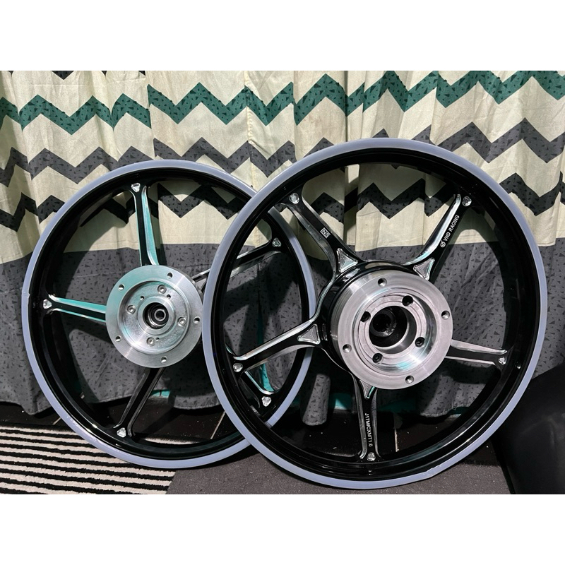 Jual Velg VND AK55/Delkevic Ring17 PNP ADV160/PCX160/150 ABS/CBS ...