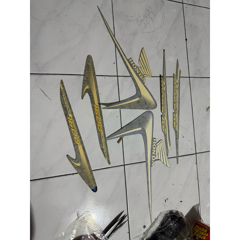 Jual Stiker Stripping striping decal graphic Honda Megapro Mega Pro 160 ...