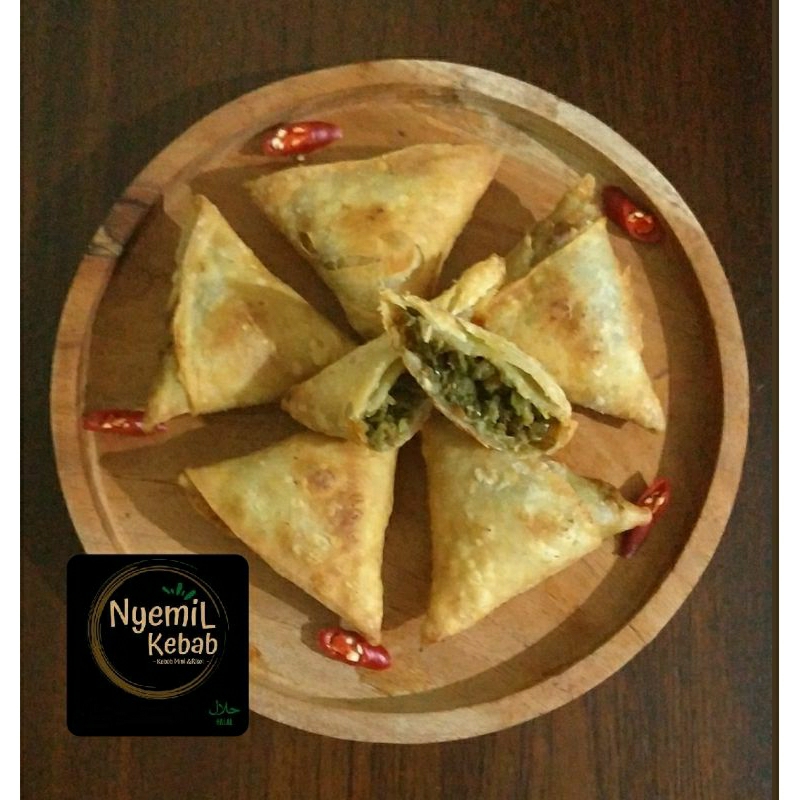 Jual [HALAL] FROZEN FOOD || SAMOSA DAGING SAPI & AYAM BUMBU REMPAH ISI ...