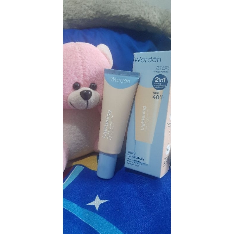 Jual Wardah lightening liquid foundation wiht spf 40pa+++ | Shopee ...