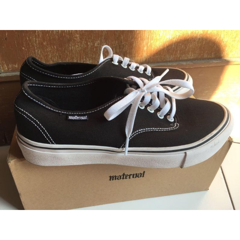 Jual Sepatu Maternal Fughaz | Shopee Indonesia