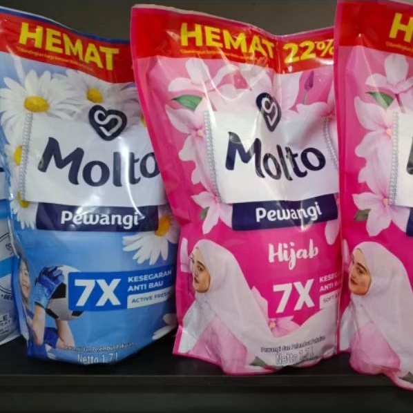 Jual Molto pewangi blue pouch 1700 ml | Shopee Indonesia