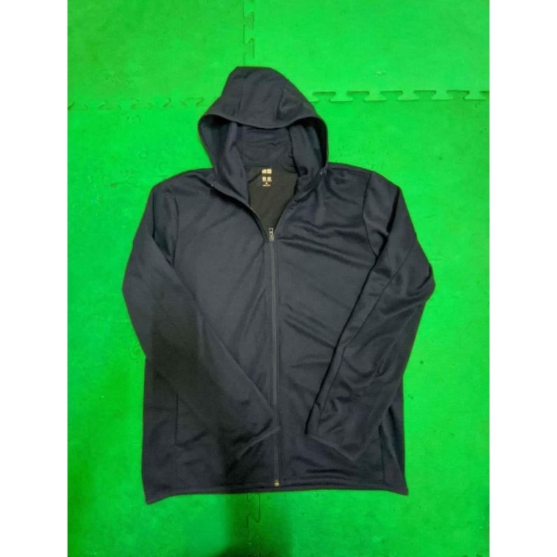 Jual UNIQLO RUNNING | Shopee Indonesia