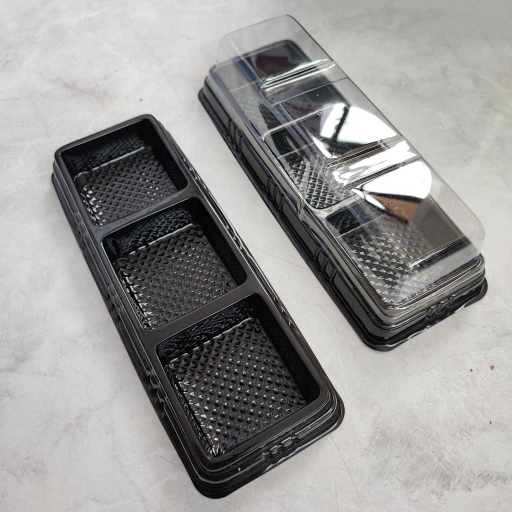 Jual [Isi50] Mika Kue Mochi Mooncake Mooncrispy Sekat 3 / Mika Moon Cake isi 3 / Mika Moon ...