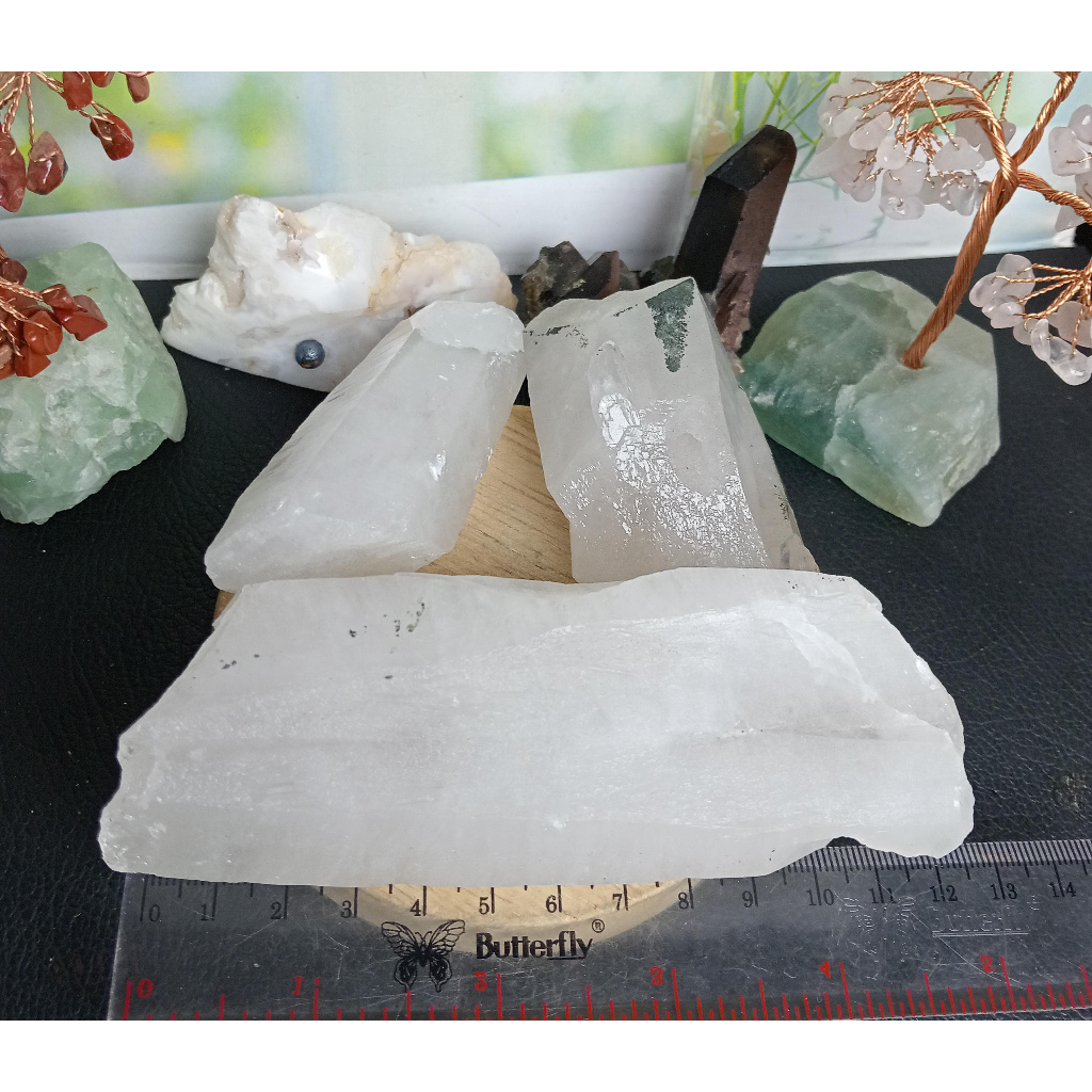 Jual Natural White Milky Quartz Crystal Rough / Raw (1) | Shopee Indonesia