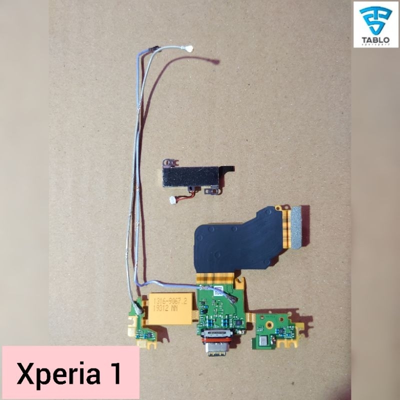 Jual fleksibel bawah cas antena dan getar Xperia 1 S0V40 original ...