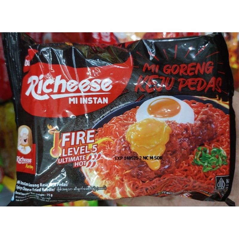 Jual KZ - richeese mi goreng keju pedas level 5 75g | Shopee Indonesia