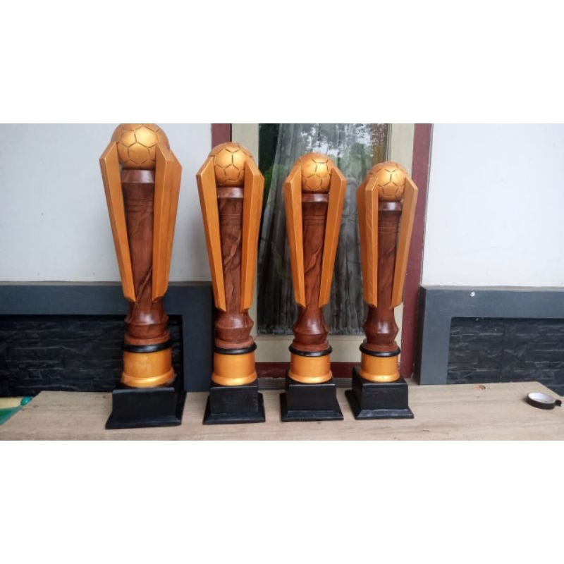 Jual piala kayu motif Workshing new Wp 1 set | Shopee Indonesia
