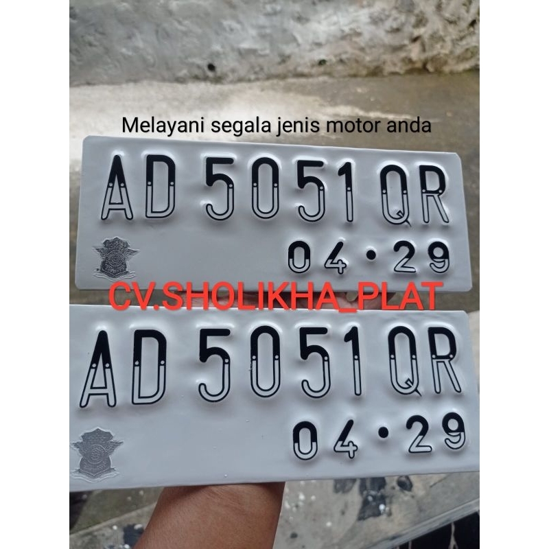 Jual Plat Nomor Motor Variasi Bolong Setengah Baut Tanam (sepasang ...