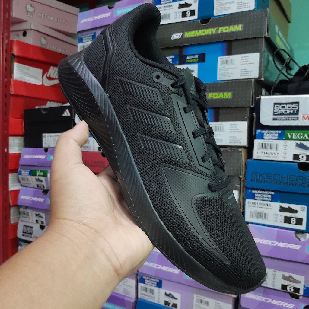 Jual Sepatu Running Adidas Runfalcon Full Black Original Ukuran 42⅔ ...