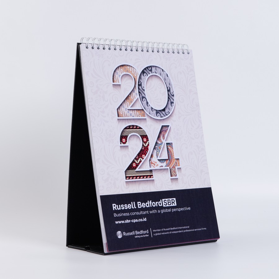 Jual Kalender Meja Custom 14 Lembar Calendar Duduk A5 Bahan Art Cartoon ...